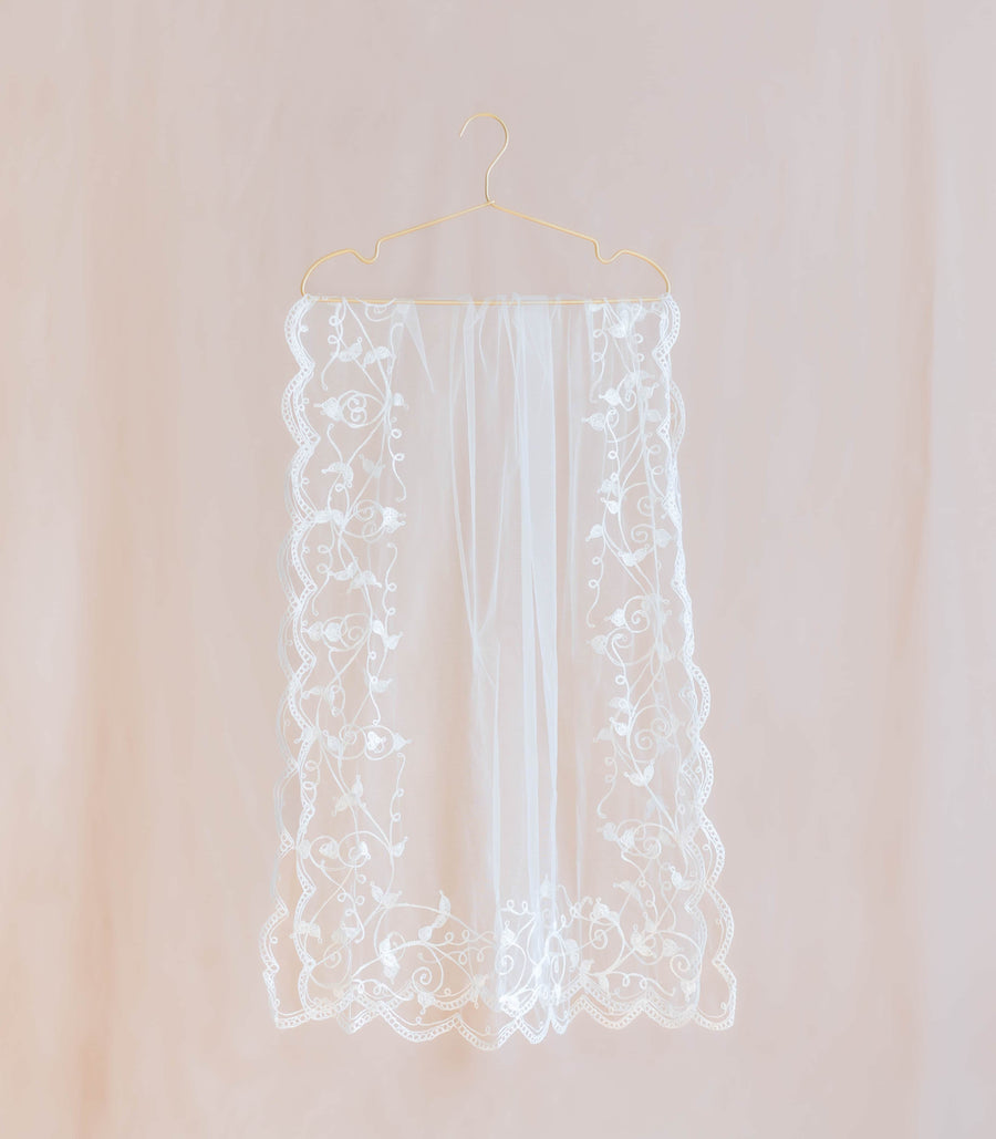 Filipino Wedding Ceremony - Coins, Cord and Veil – Sinta & Co.